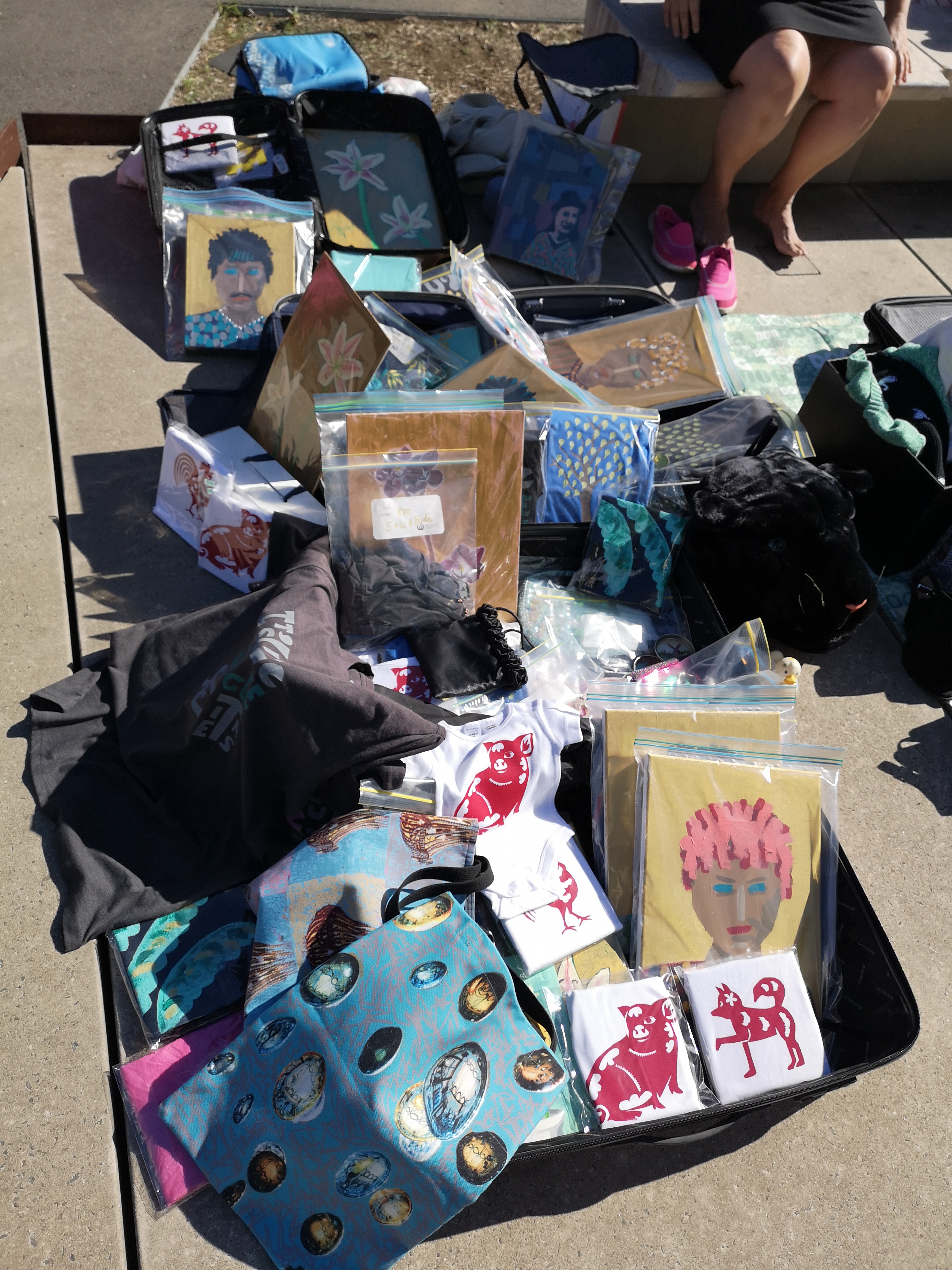 Suitcase Rummage: A community event aims to support local art and ...