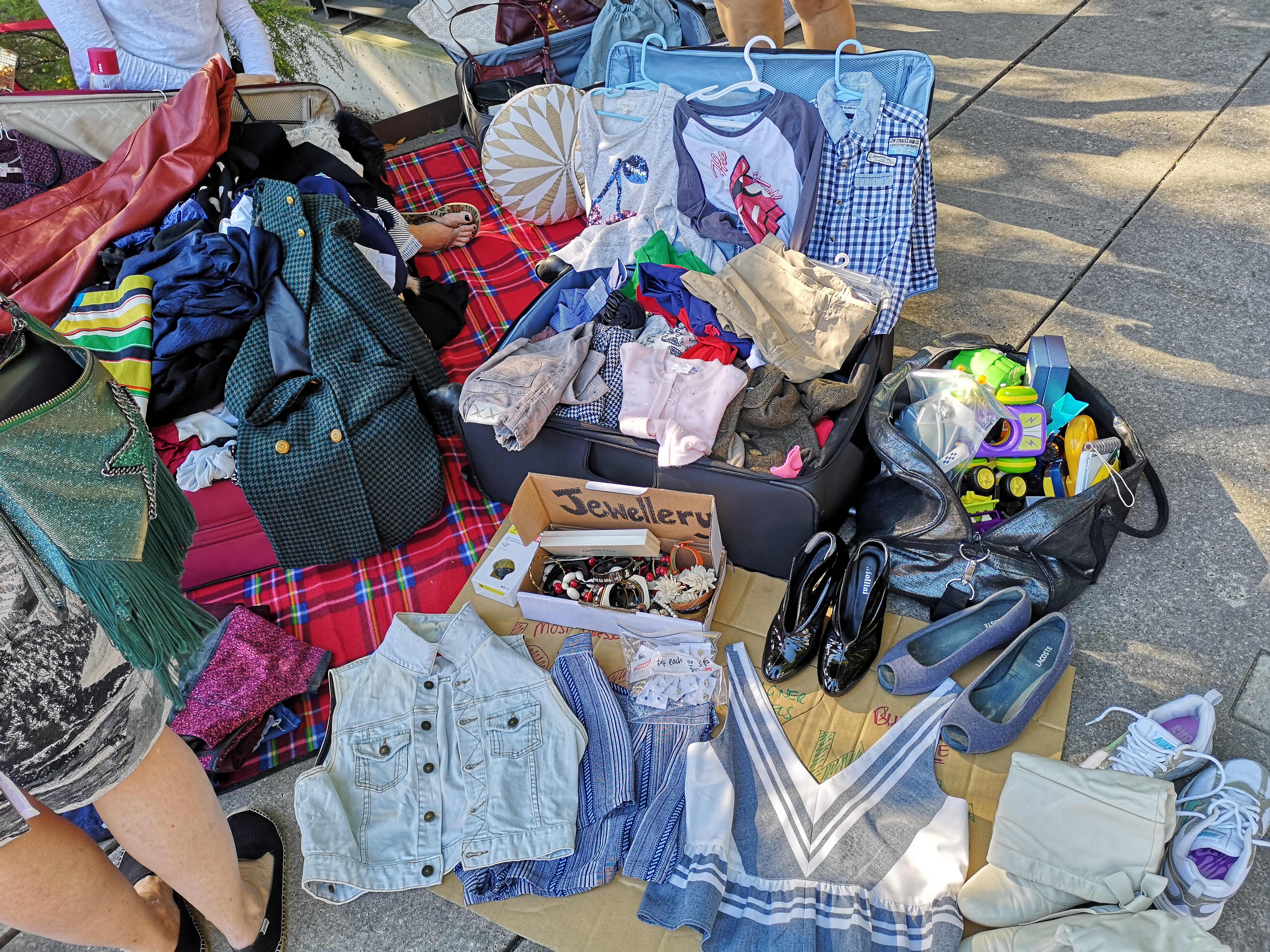 Suitcase Rummage: A community event aims to support local art and ...