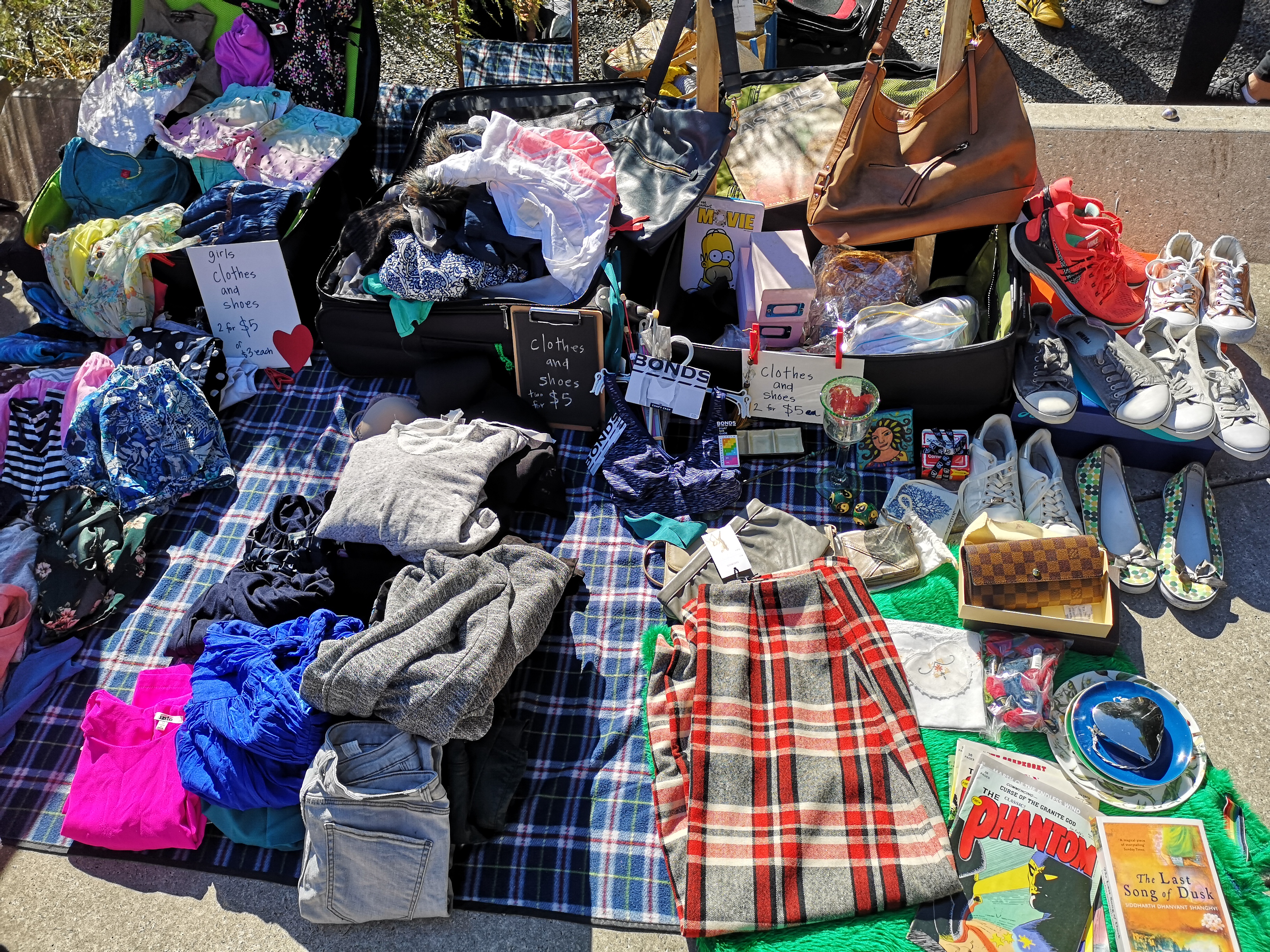 Suitcase Rummage: A community event aims to support local art and ...