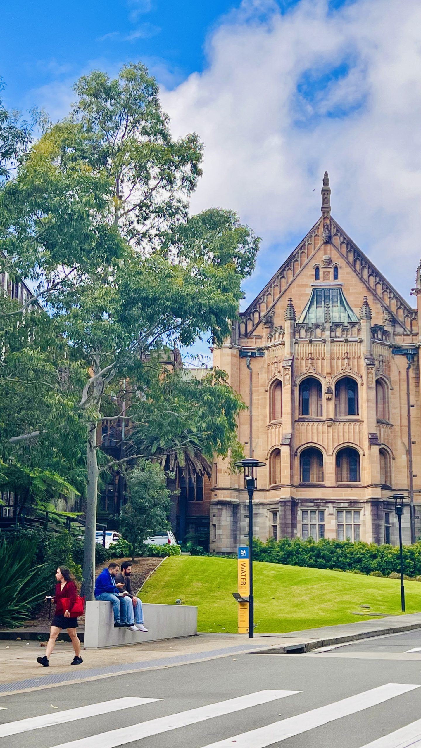 Campus life at the University of Sydney - MECO6925 Online Journalism